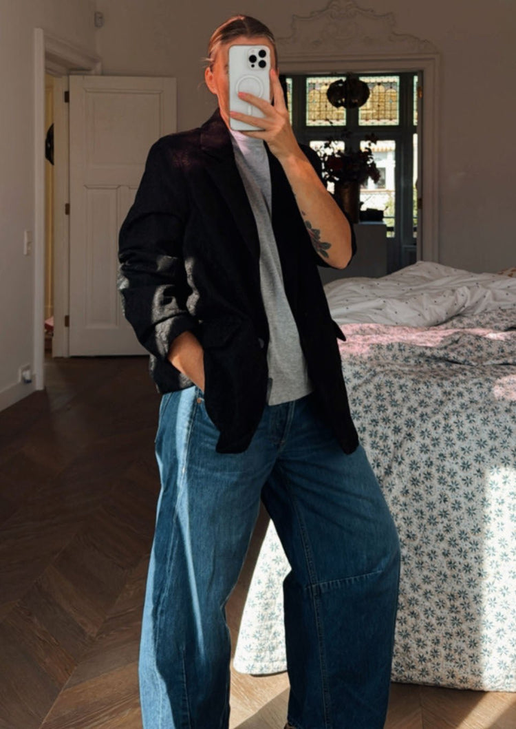 Roz Kaur – AndBloom